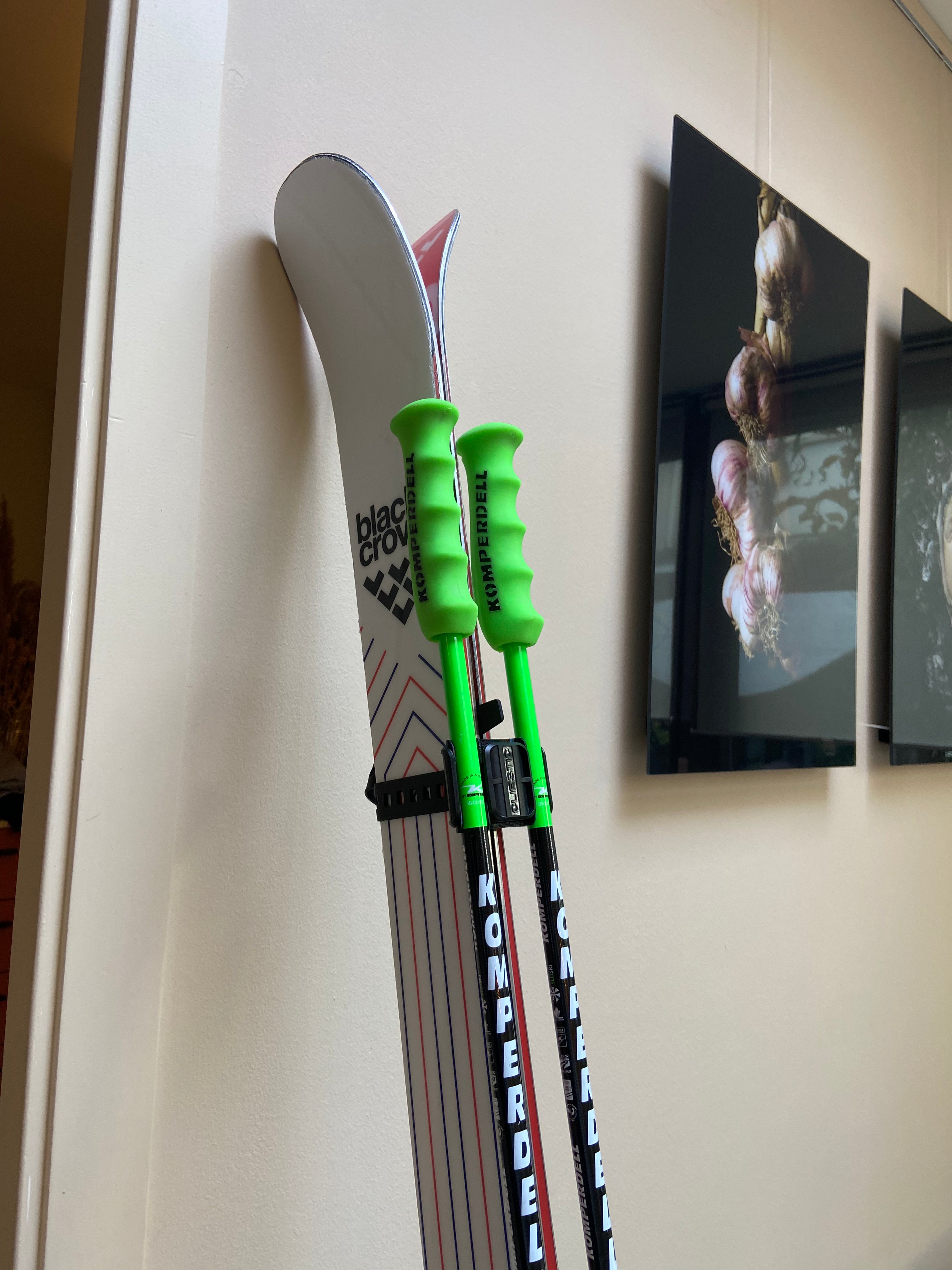 CLIPSTIC - The Original | Premium Ski Carrier Strap